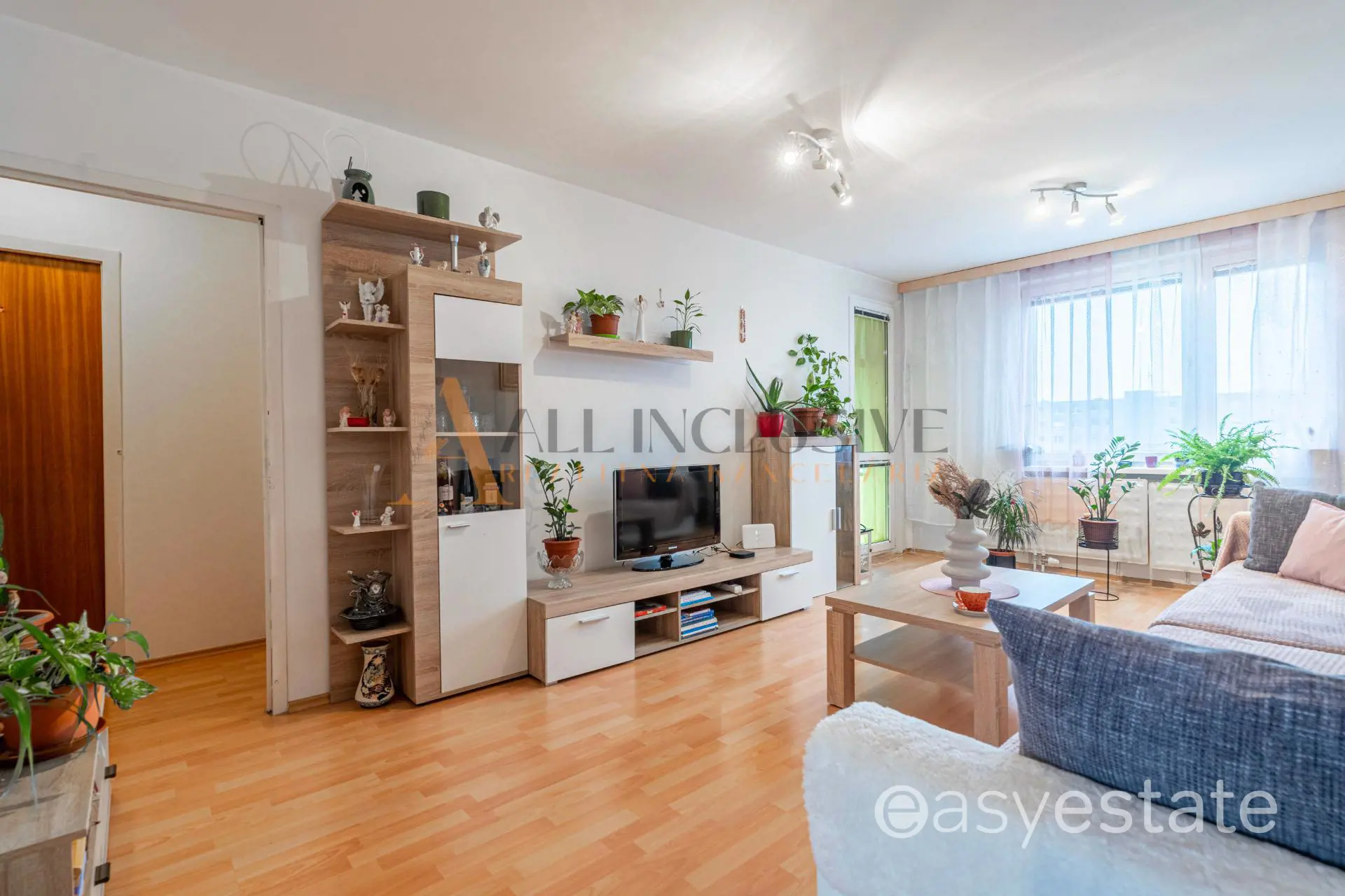 ALL INCLUSIVE | NA PREDAJ 4 IZBOVÝ BYT S BALKÓNOM, DUNAJSKÁ STREDA